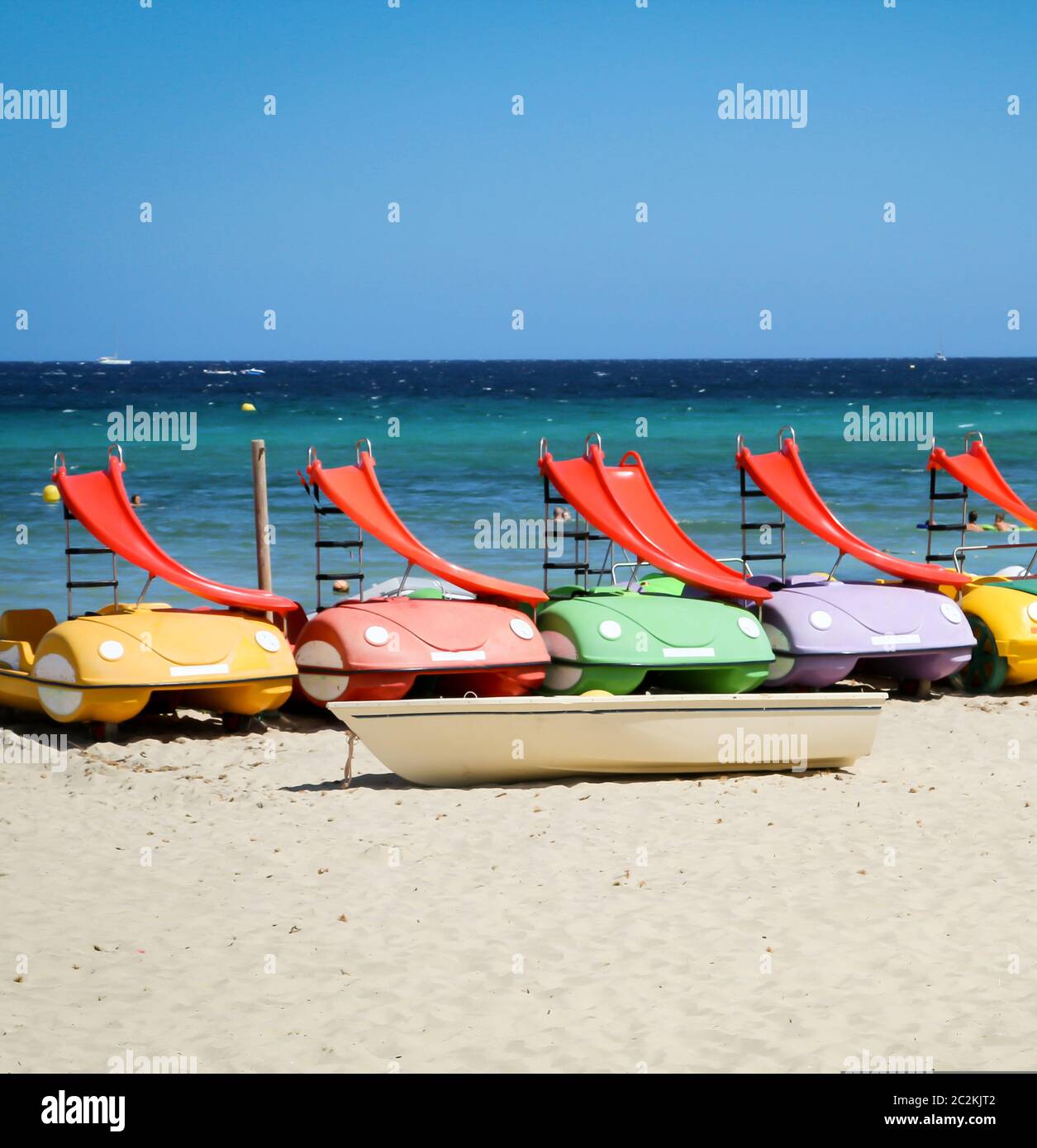 Pedal boating on the lake hi-res stock photography and images - Alamy