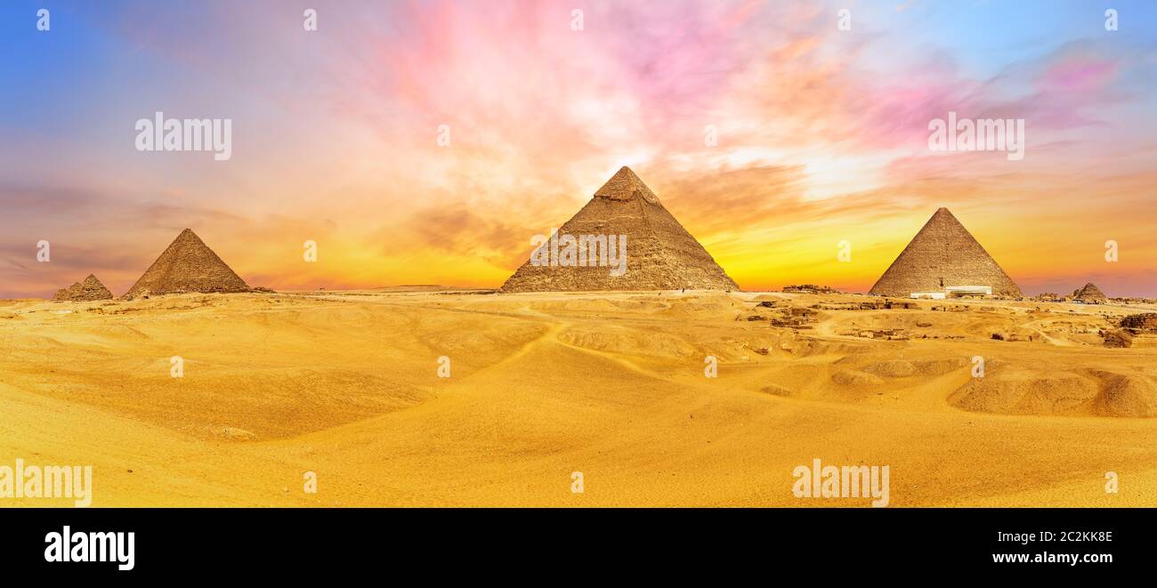 Bright colours of Giza desert, Cairo, Egypt Stock Photo - Alamy