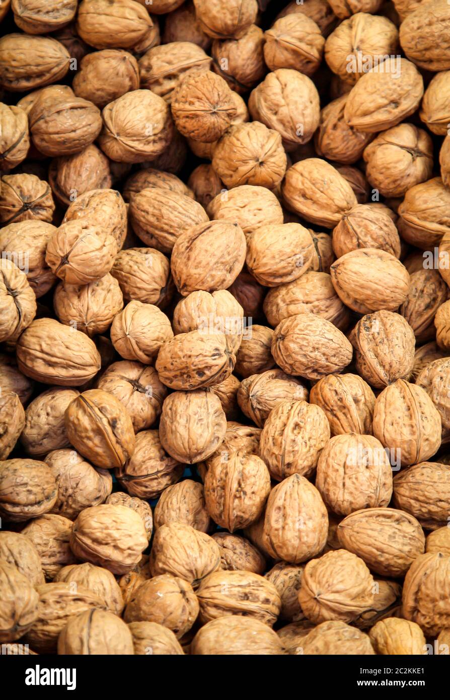 Englishwalnuts hi-res stock photography and images - Alamy