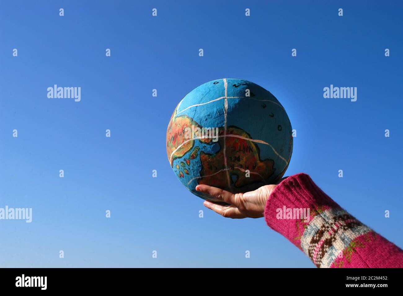 globe in the hand Stock Photo - Alamy