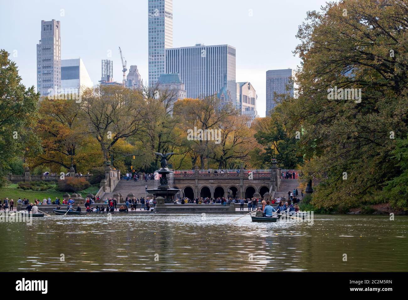 Fall foliage color of Central Park in Manhattan Stock Photo - Alamy