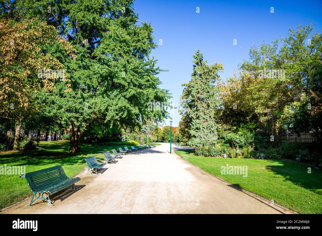Gardens of the Champs Elysees in Paris, France Stock Photo - Alamy