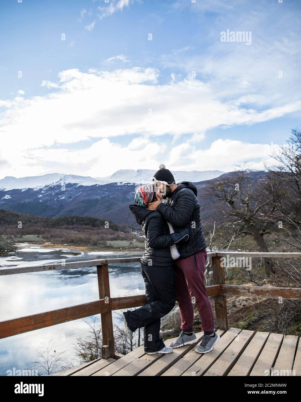 Girl kissing lake hi-res stock photography and images - Alamy