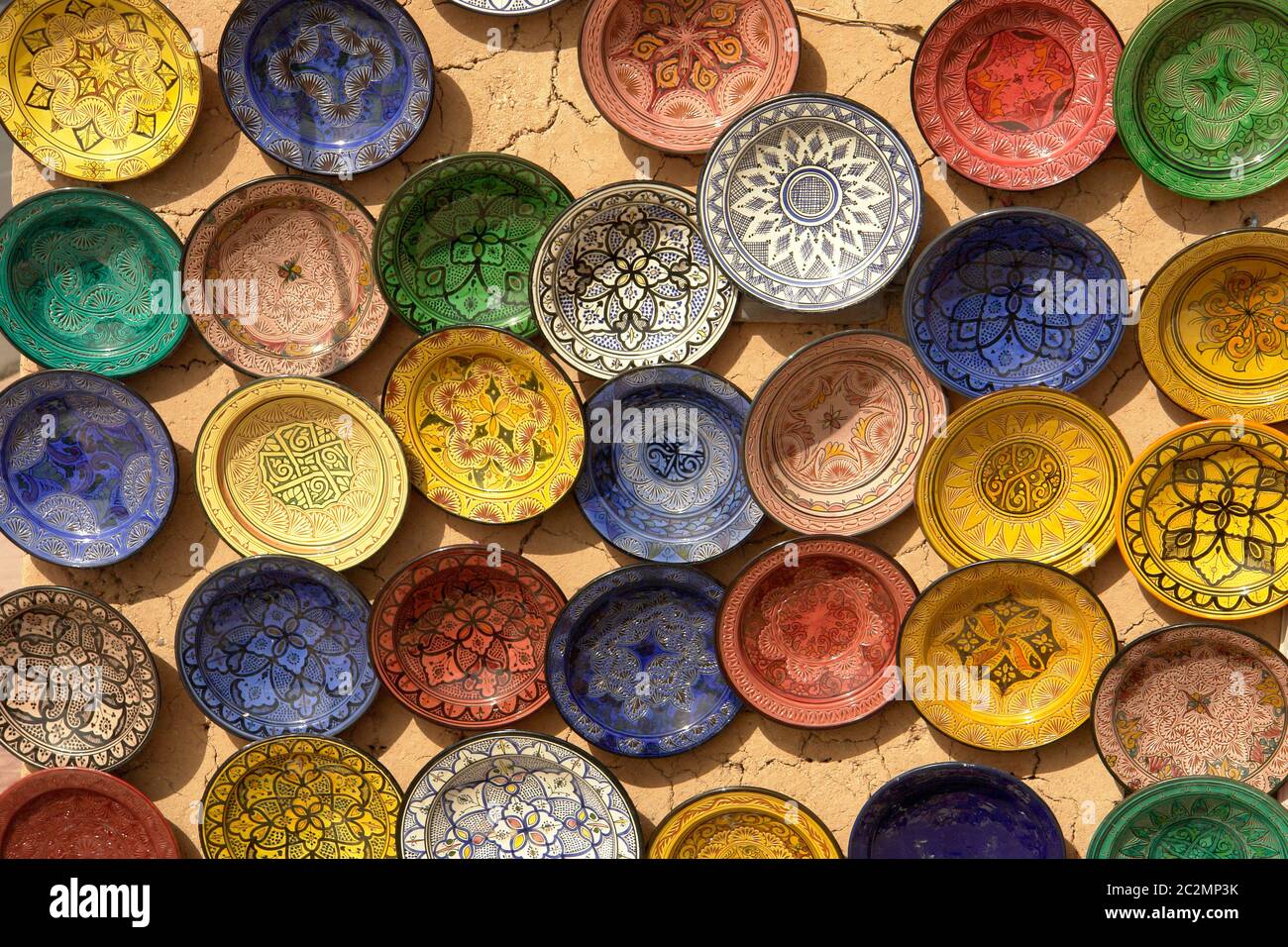 Marrakech morocco souvenirs pottery hi-res stock photography and images ...