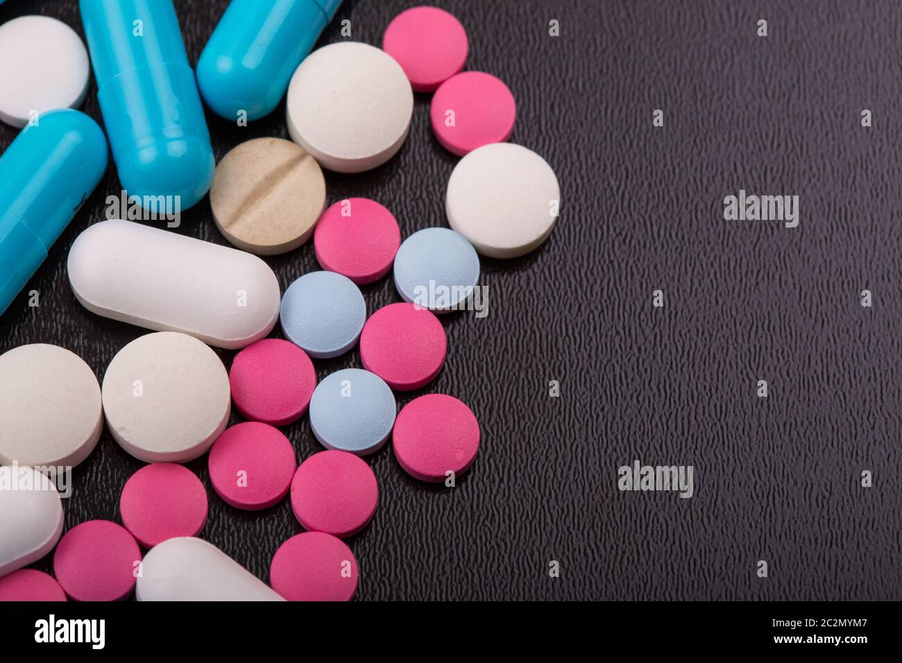 different tablets pills capsule heap mix therapy drugs Stock Photo - Alamy