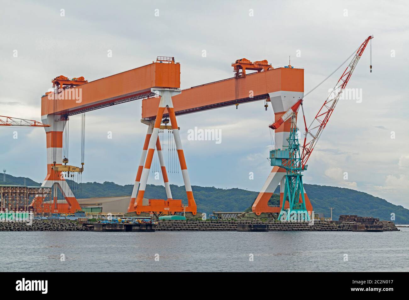 Shipbuilding gantry cranes hi-res stock photography and images - Alamy