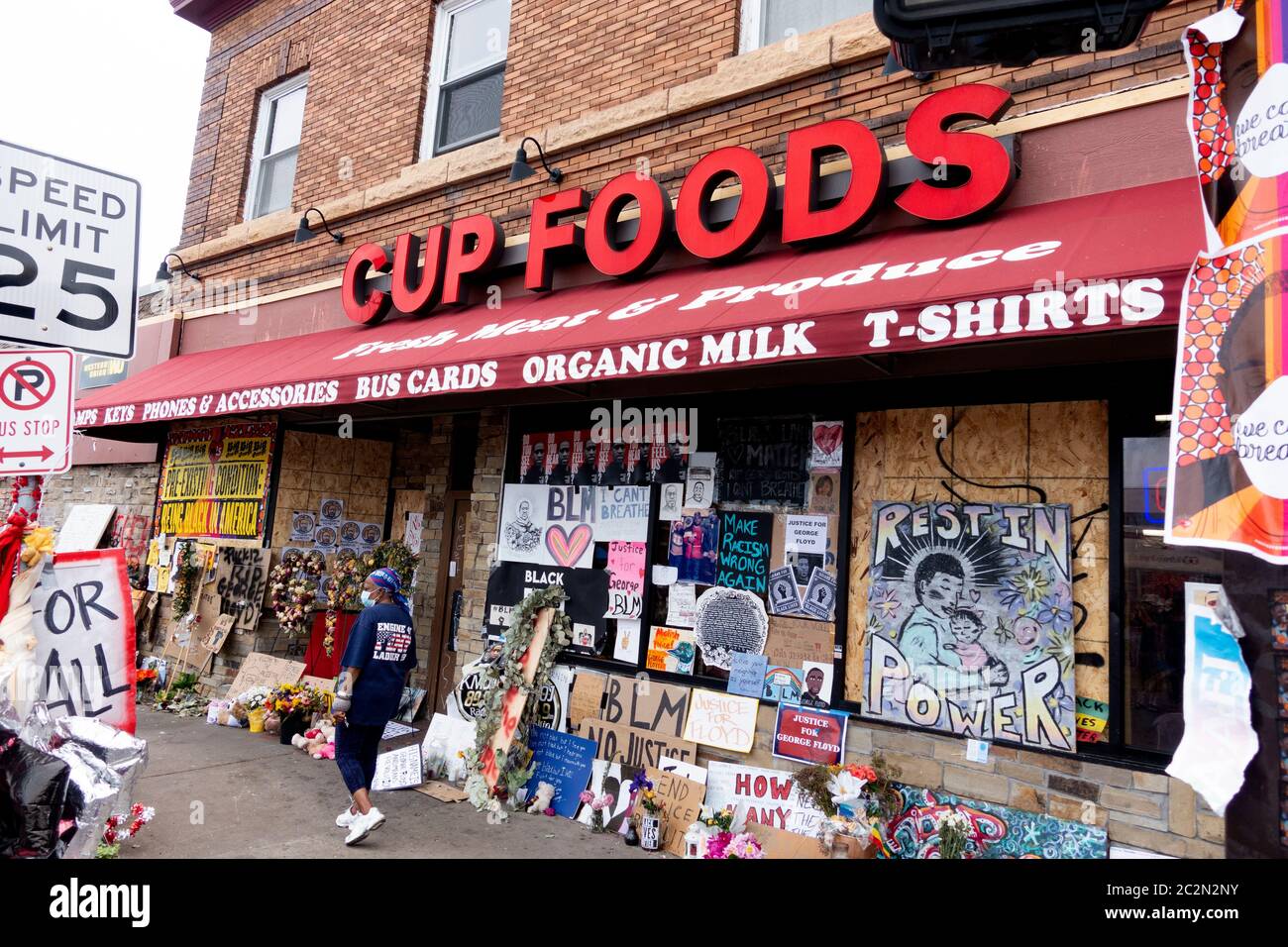 George floyd cup foods minneapolis hi-res stock photography and images ...