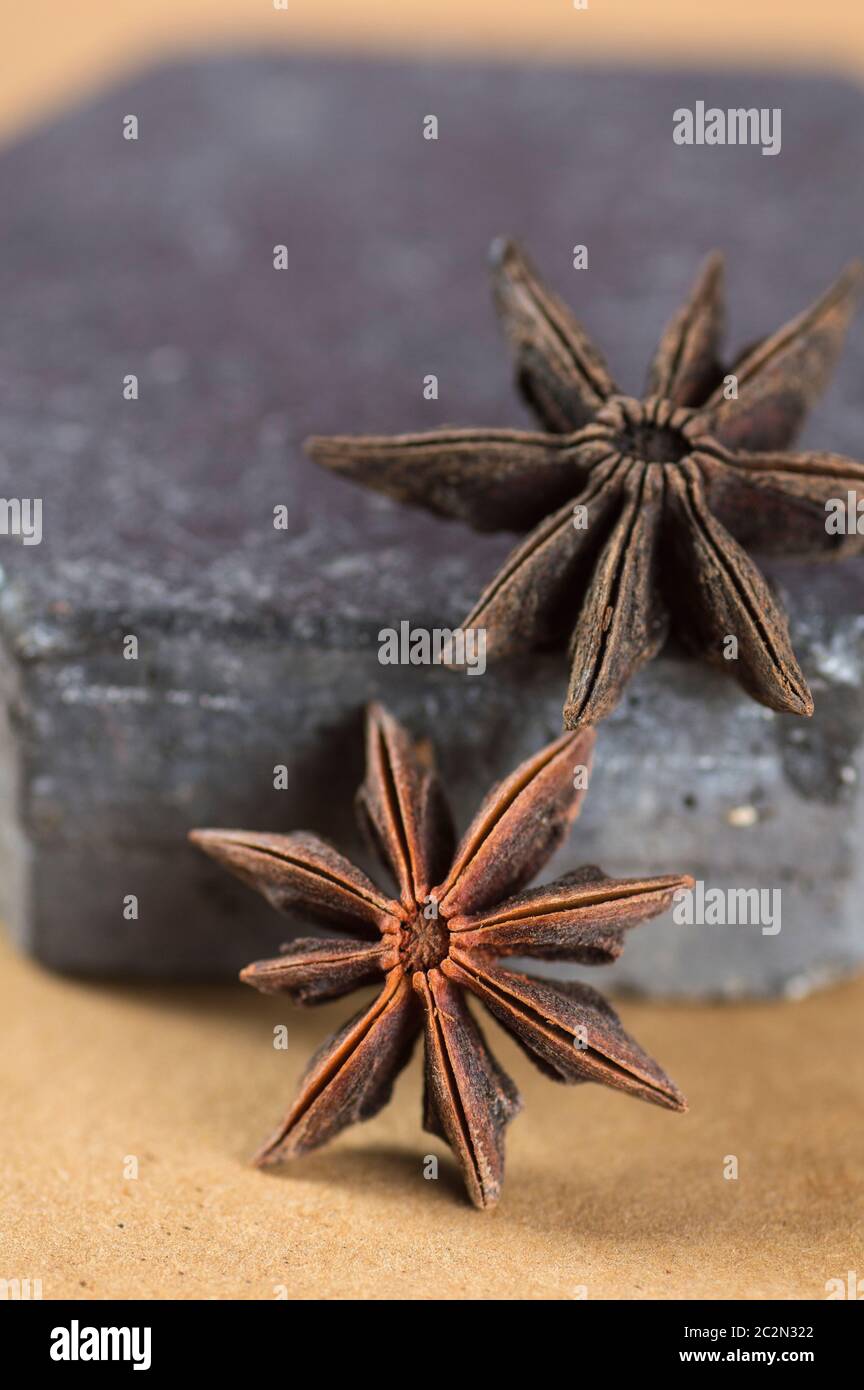 Star anise spice fruits and seeds. closeup Stock Photo - Alamy