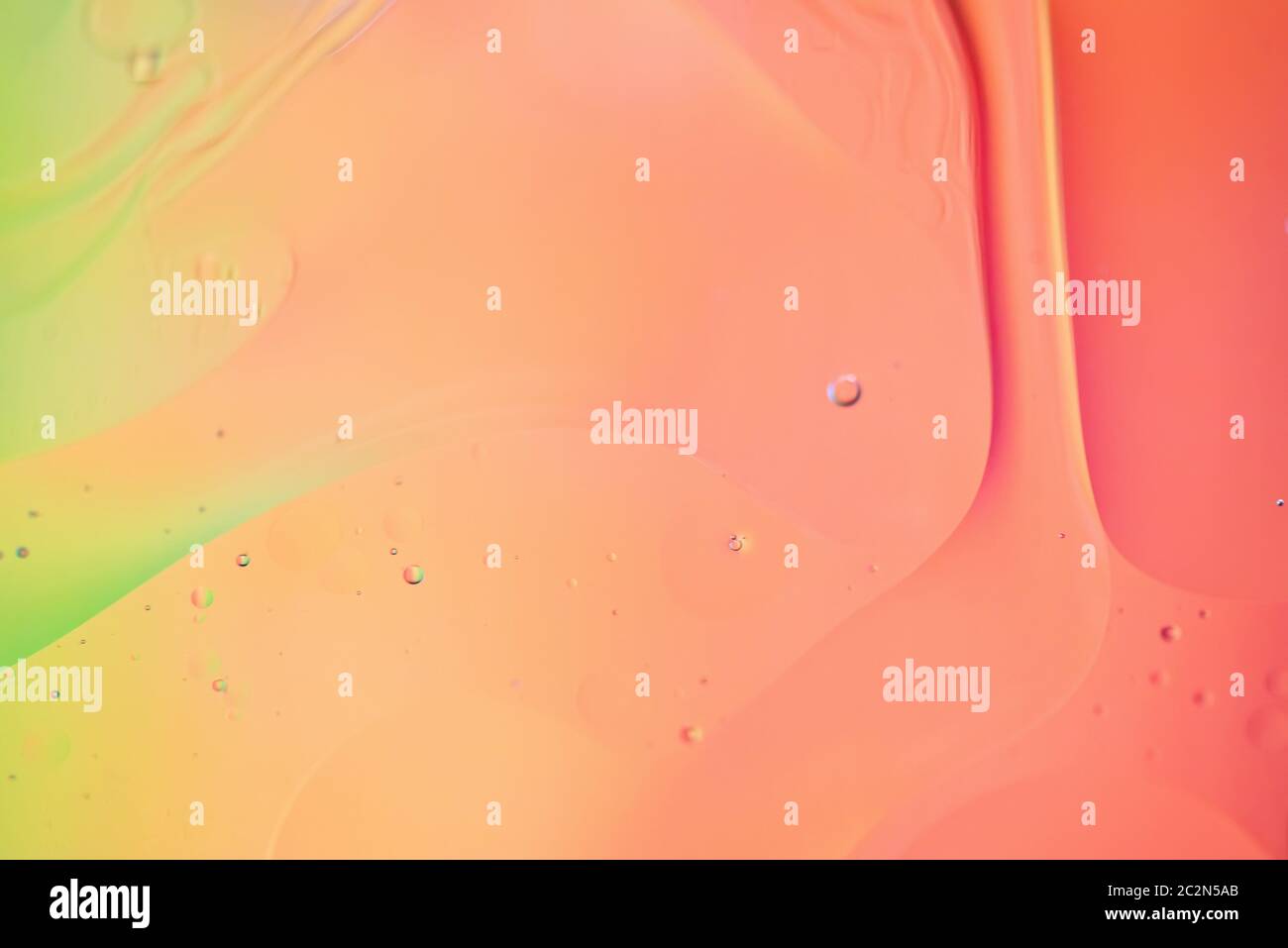 Oil drops in water. Abstract defocused psychedelic pattern image ...