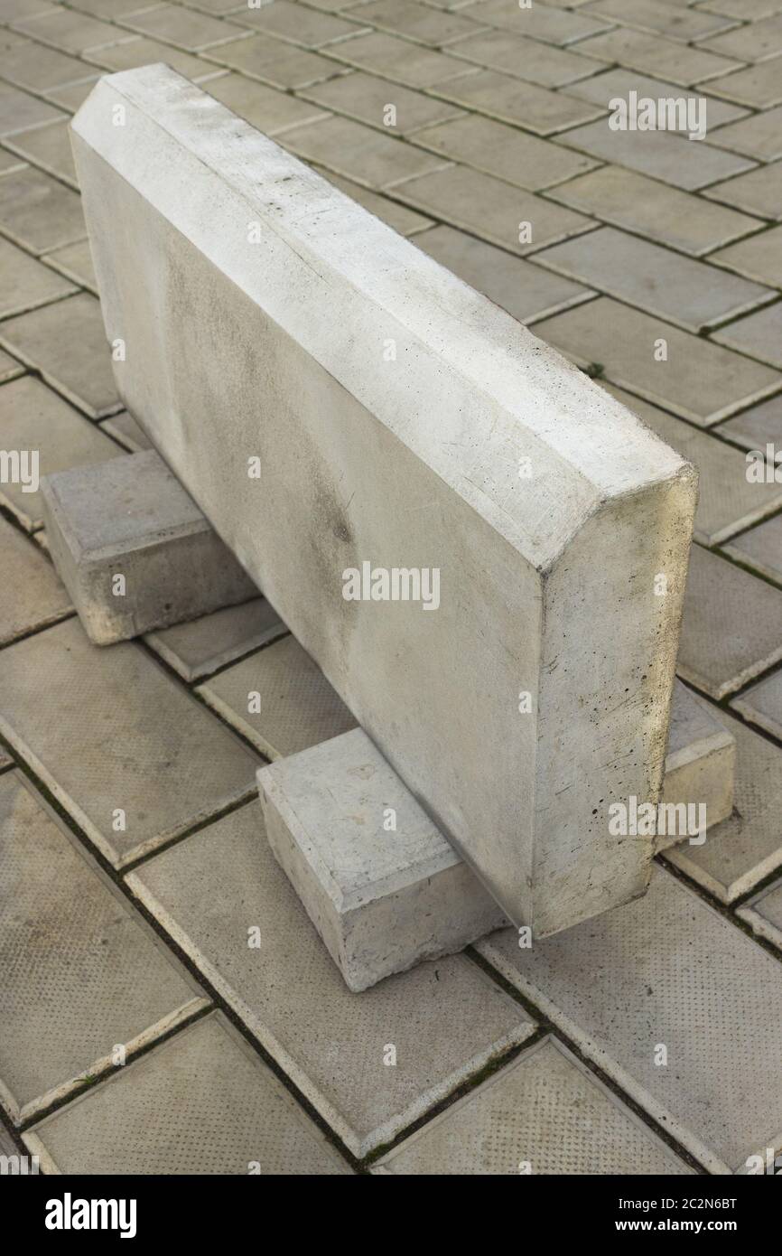 Curb stone hi-res stock photography and images - Alamy
