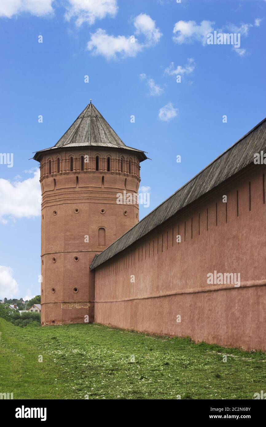 Tower of the fortress wall in the city of Suzdal Stock Photo - Alamy
