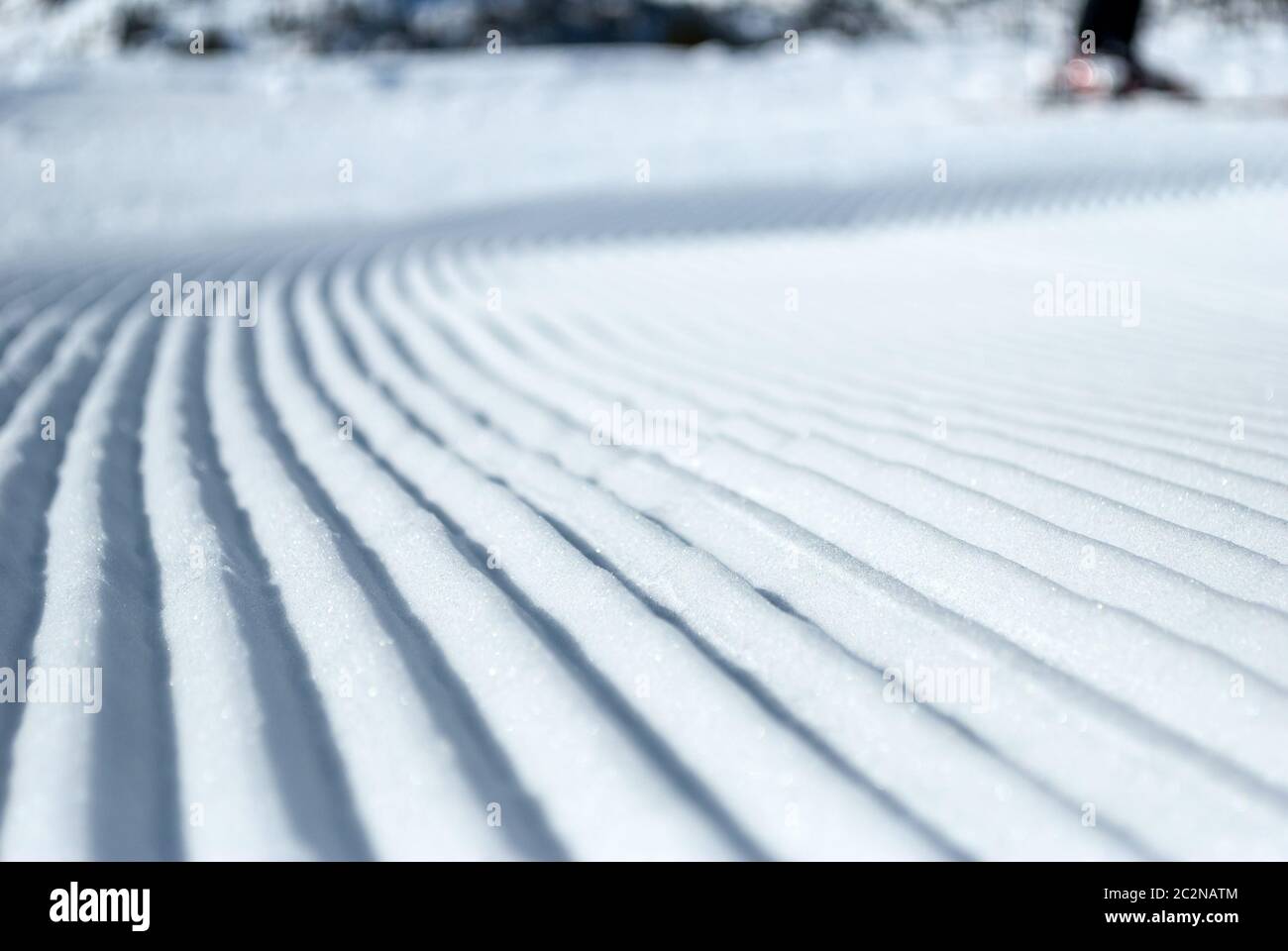 Piste lines hi-res stock photography and images - Alamy