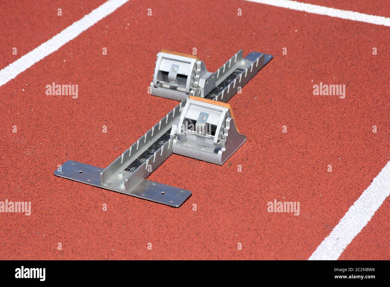 Athletics starting blocks hi-res stock photography and images - Alamy