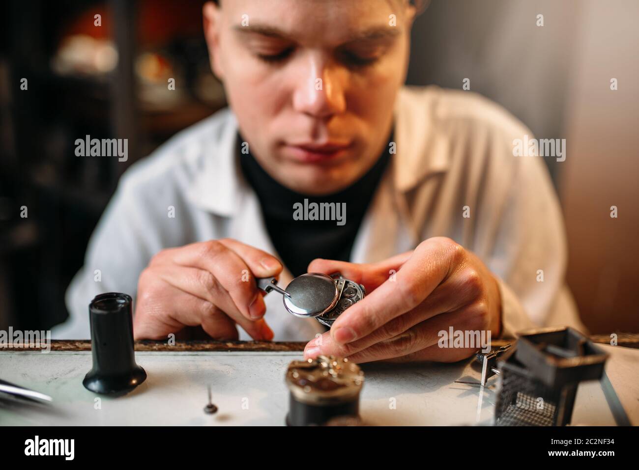 Gold watch broken glass hi-res stock photography and images - Alamy