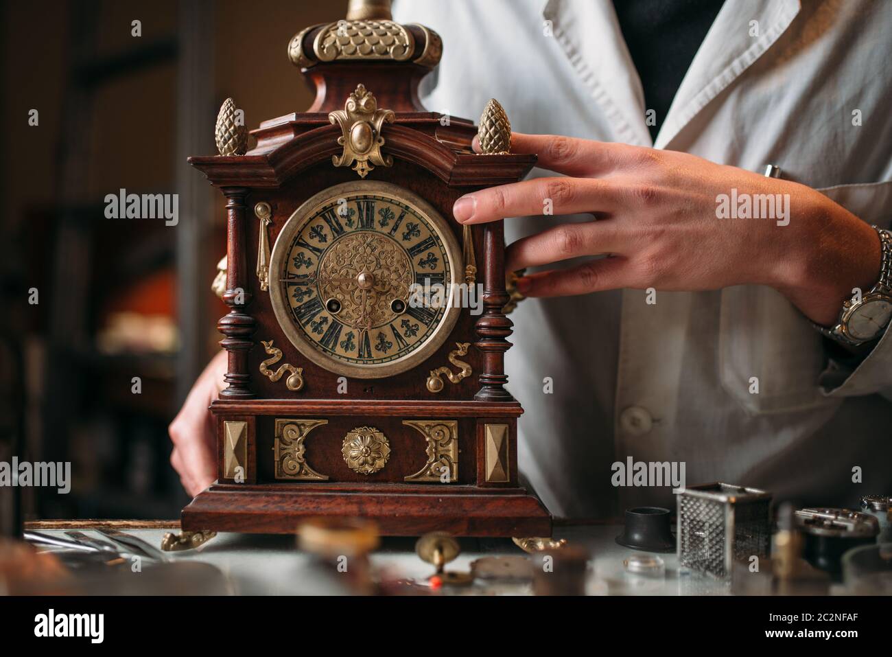 Mechanical watchmaking hi-res stock photography and images - Alamy