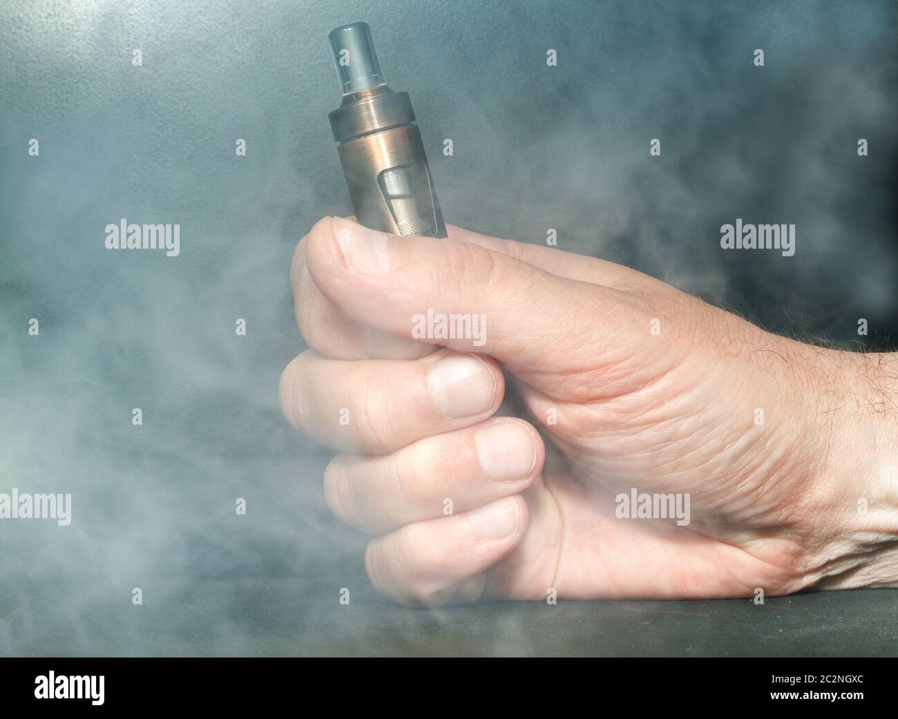 Hand electronic hi-res stock photography and images - Alamy