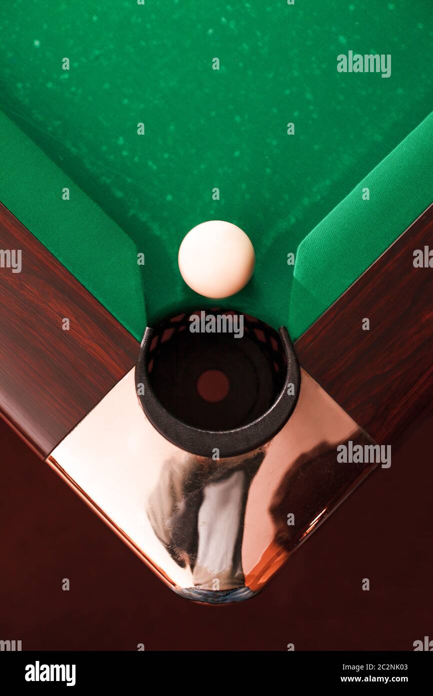 Snooker table above hi-res stock photography and images - Alamy