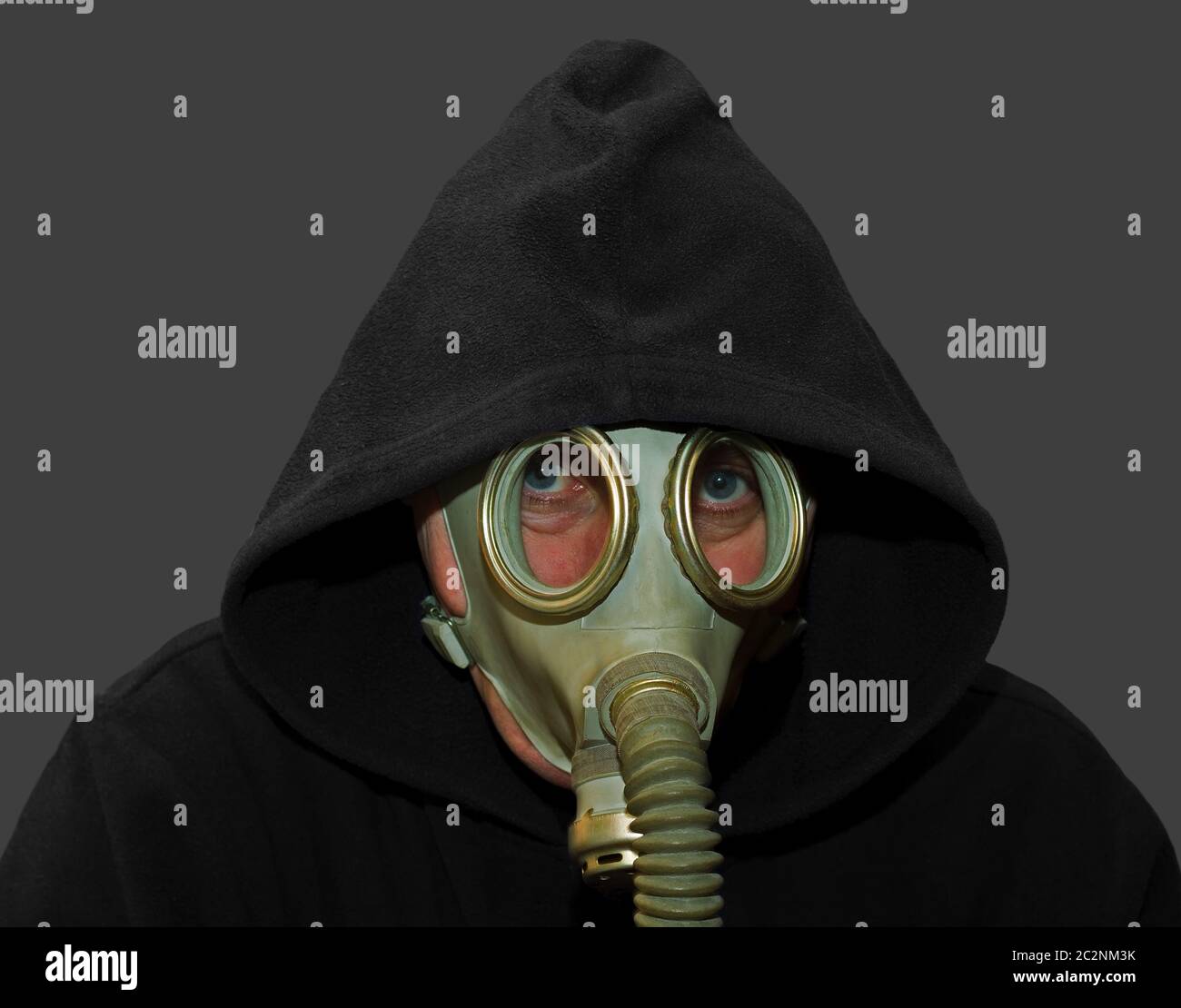 Man in gas mask Stock Photo - Alamy