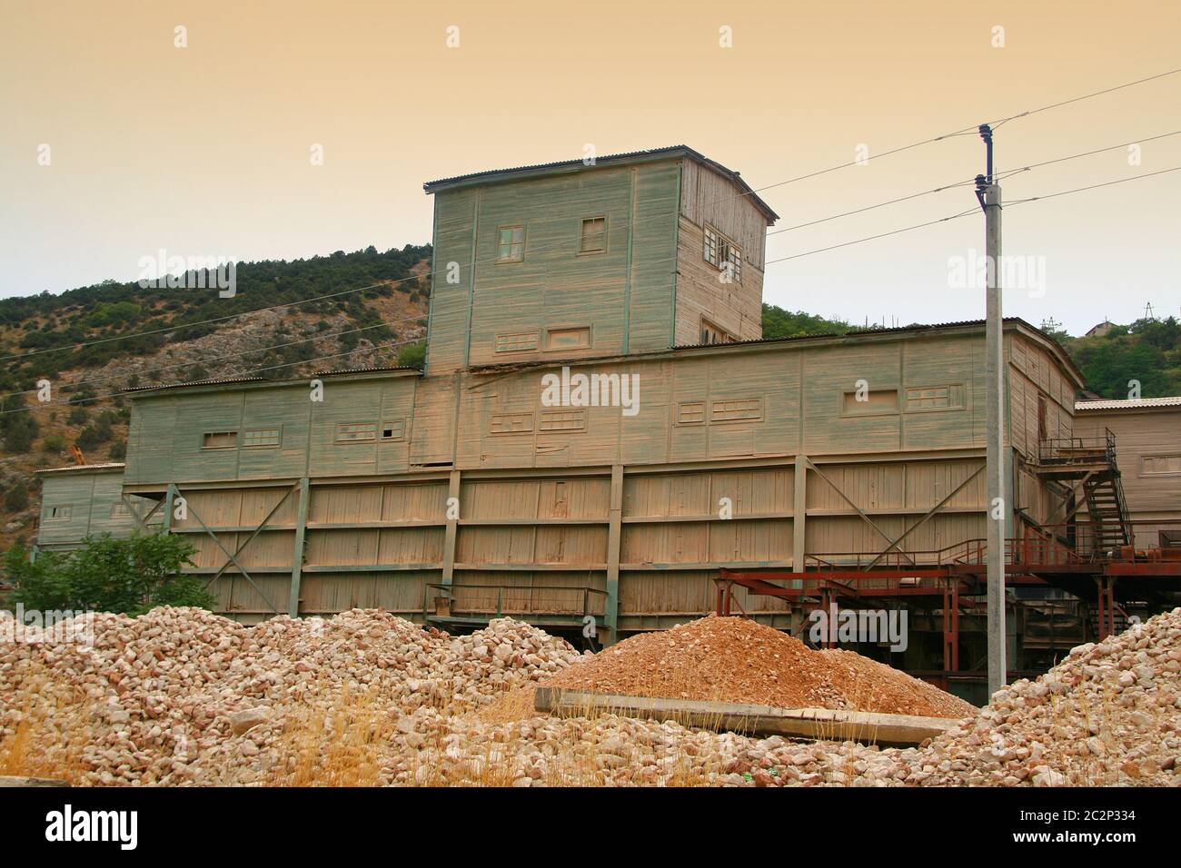 Factory old fashioned facade hi-res stock photography and images - Alamy