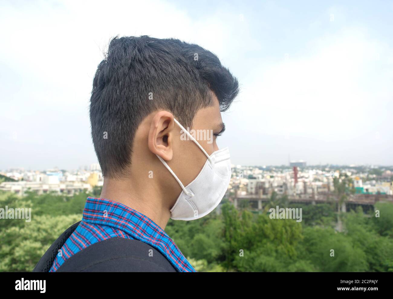 Teen boy doctor stethoscope hi-res stock photography and images - Alamy