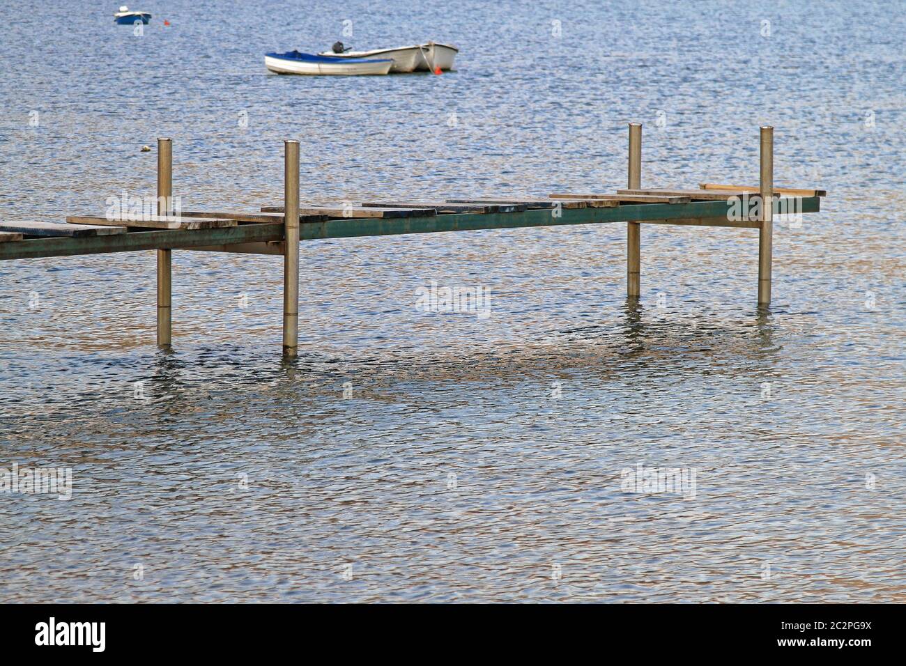 Raised access platform hi-res stock photography and images - Alamy
