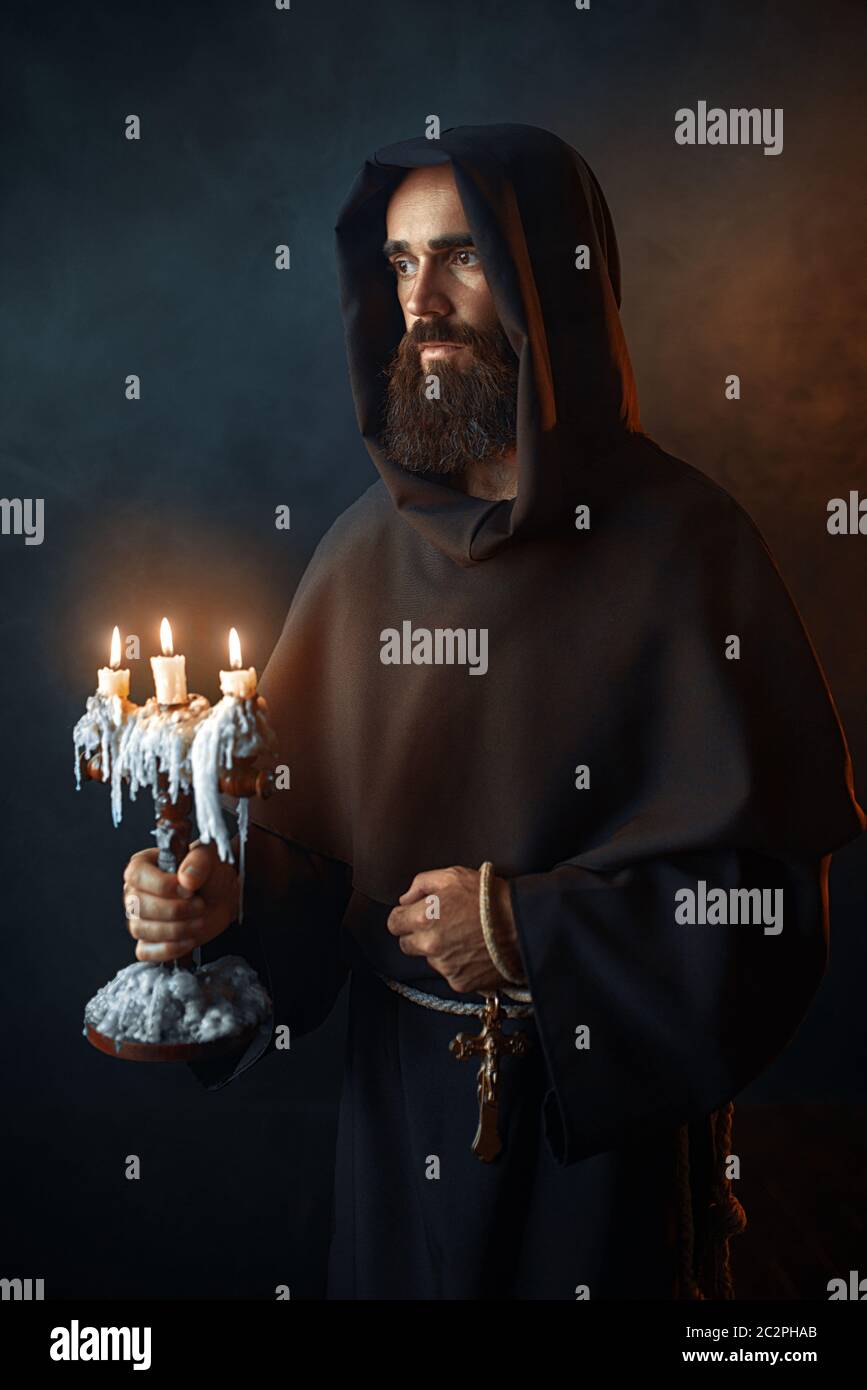 Medieval friar preaching hi-res stock photography and images - Alamy