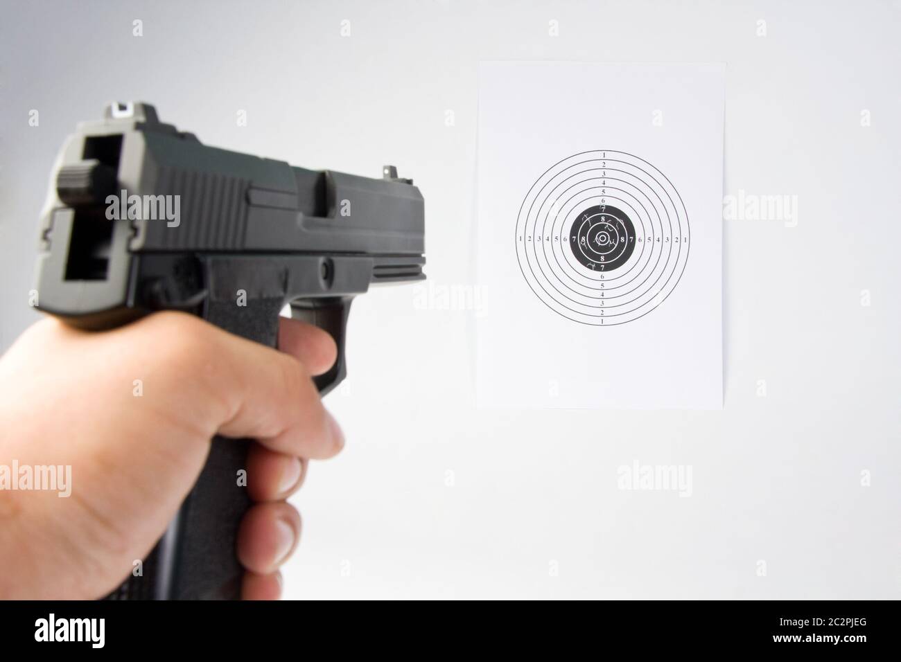 Shooting circle target bullet hole hi-res stock photography and images ...