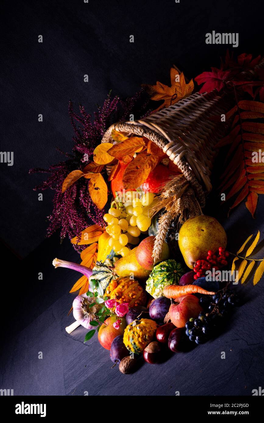 The beautiful and autumnal cornucopia Stock Photo - Alamy