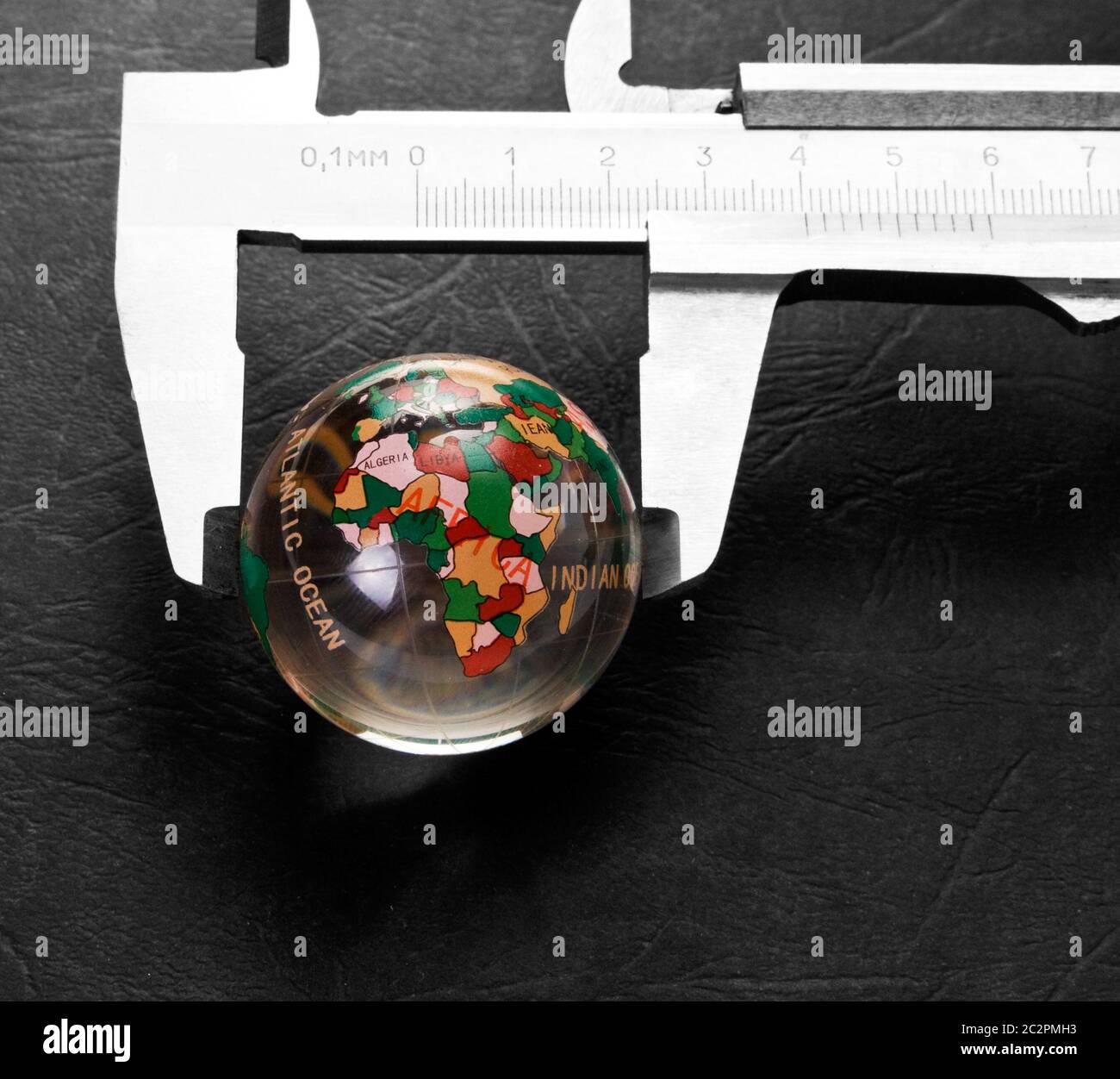 Map measuring tool hi-res stock photography and images - Alamy