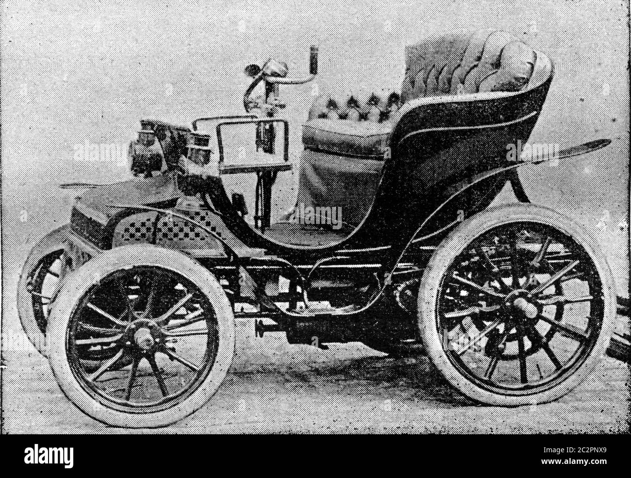 Small car, vintage engraved illustration. Industrial encyclopedia E.-O ...