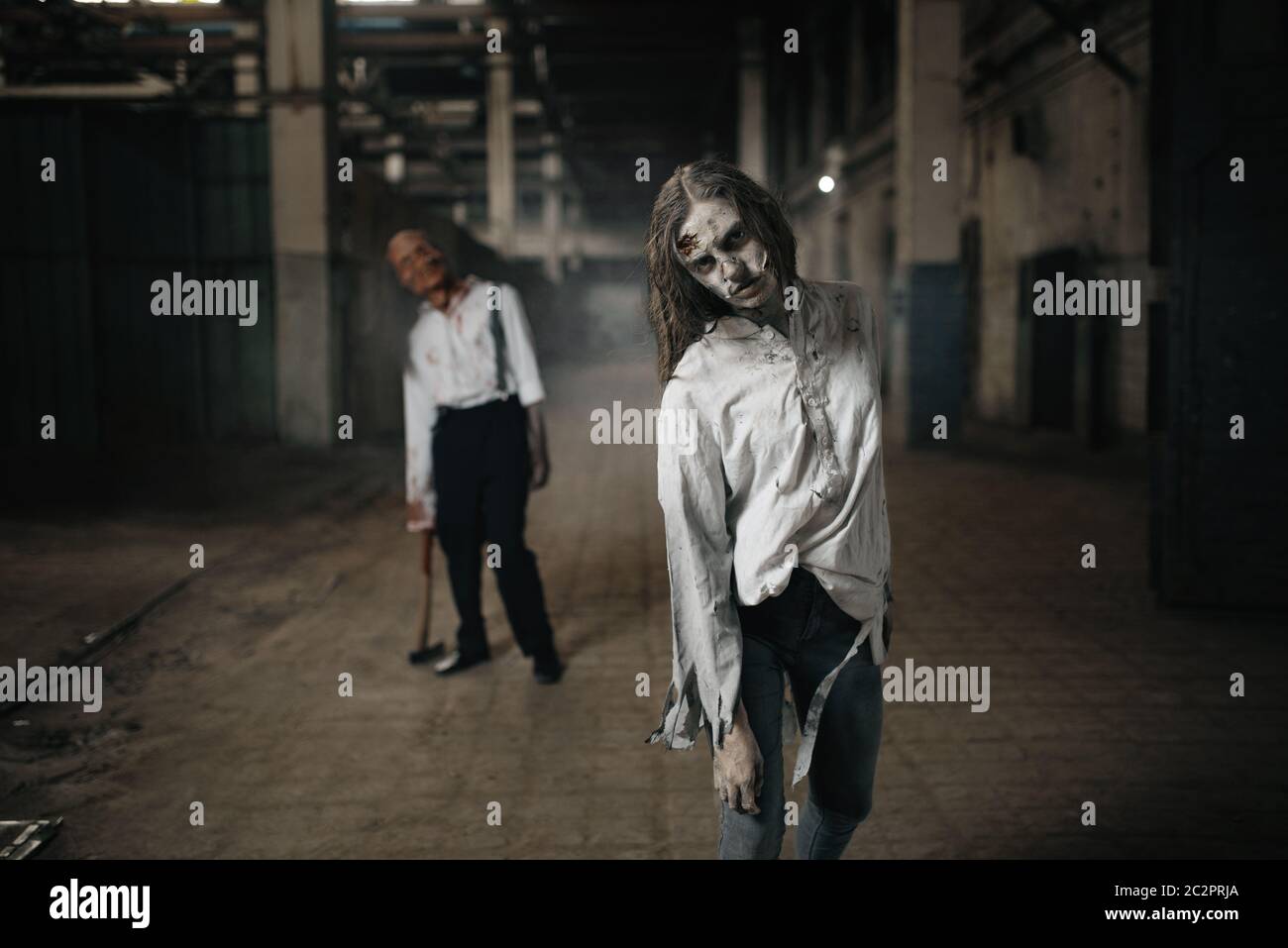 Zombie army hi-res stock photography and images - Alamy