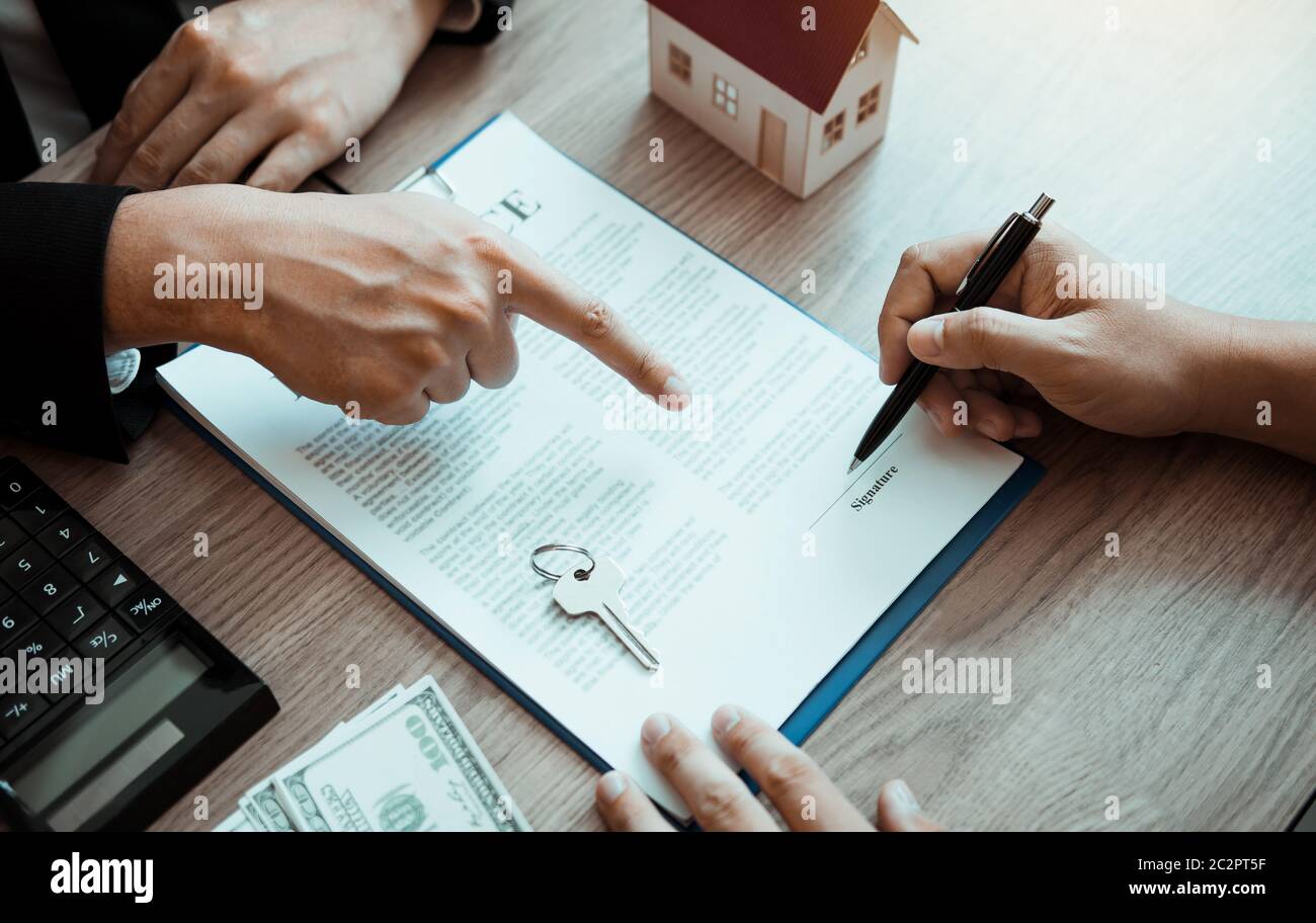 Insurance brokers are pointing to insurance contract signing and are ...