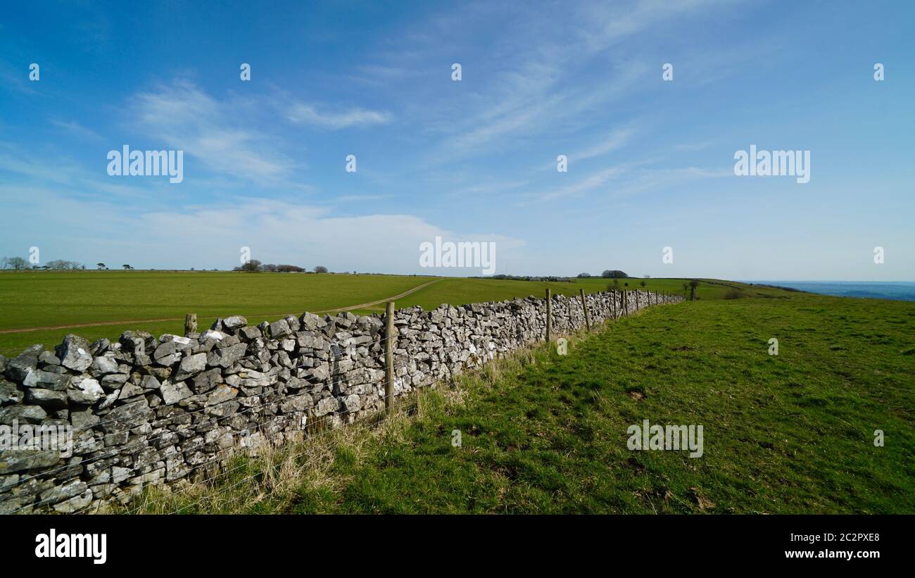 A dry stone wall on the Mendip Hills, Somerset, England Stock Photo - Alamy