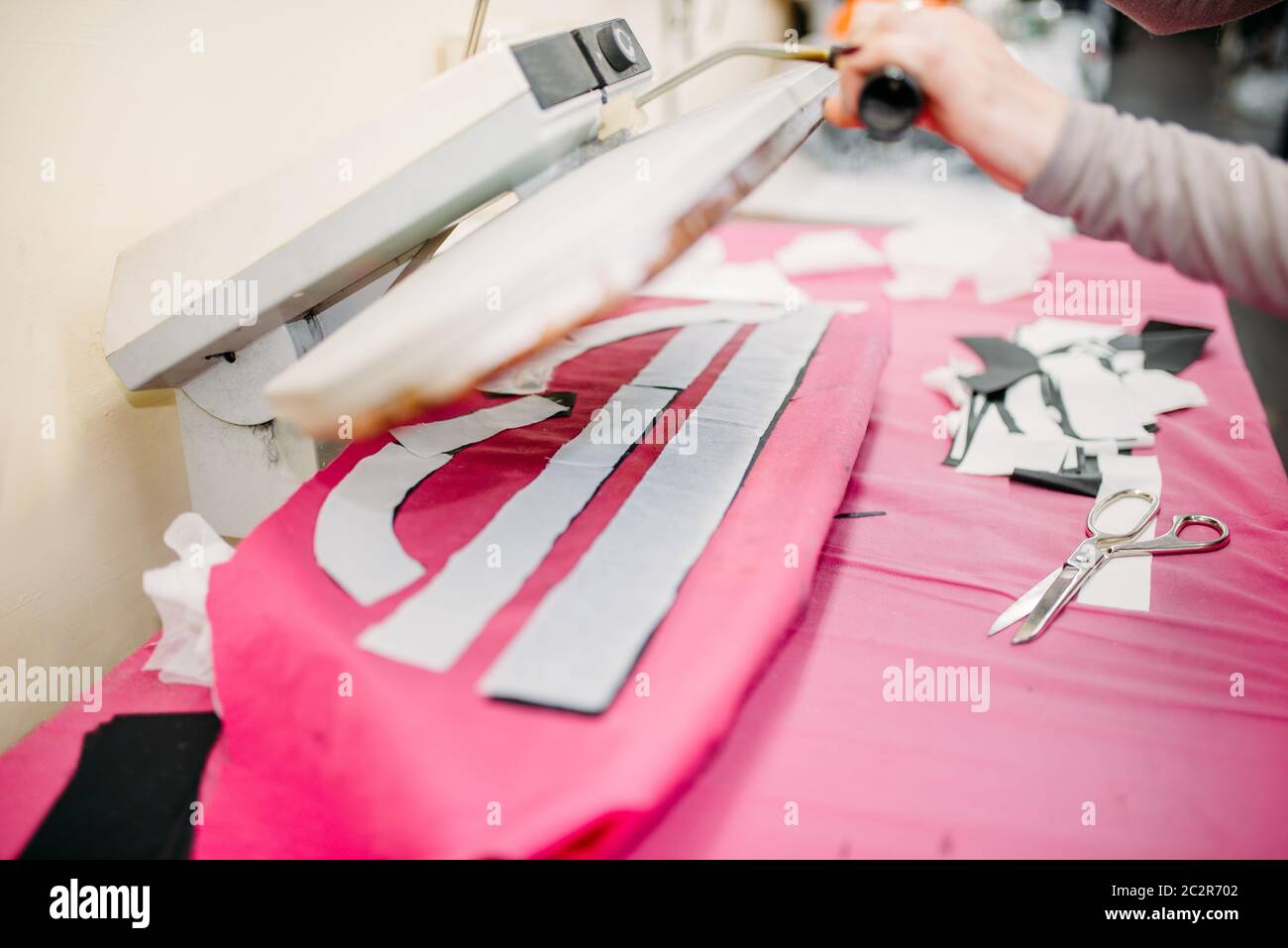 Stitch and press hi-res stock photography and images - Alamy