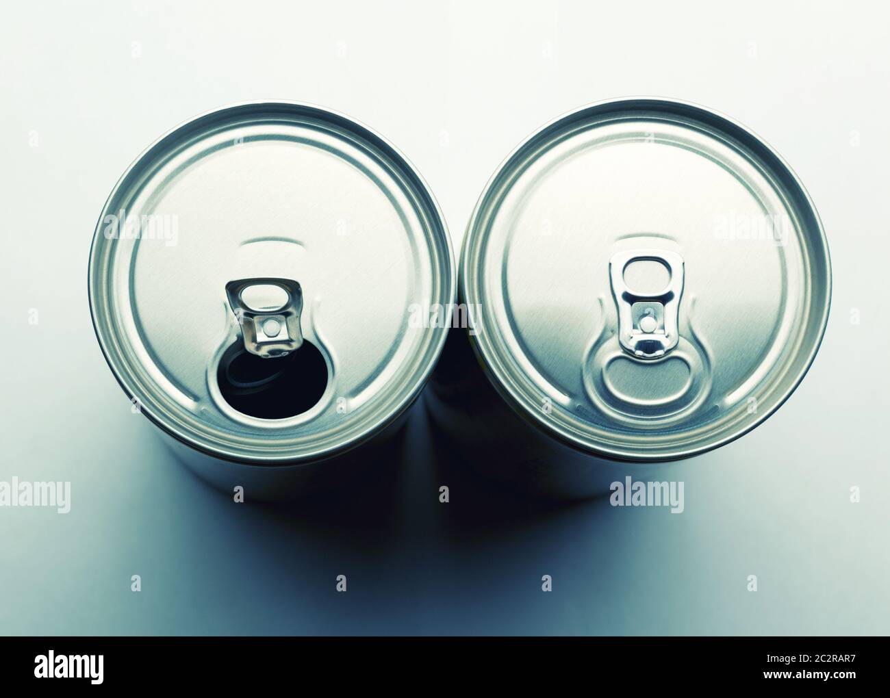 Two cans fresh beer hi-res stock photography and images - Alamy