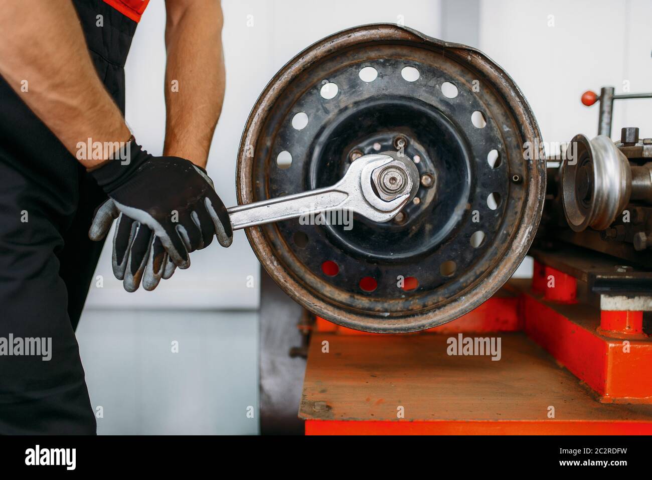 Man In A Car Workshop High Resolution Stock Photography and Images - Alamy