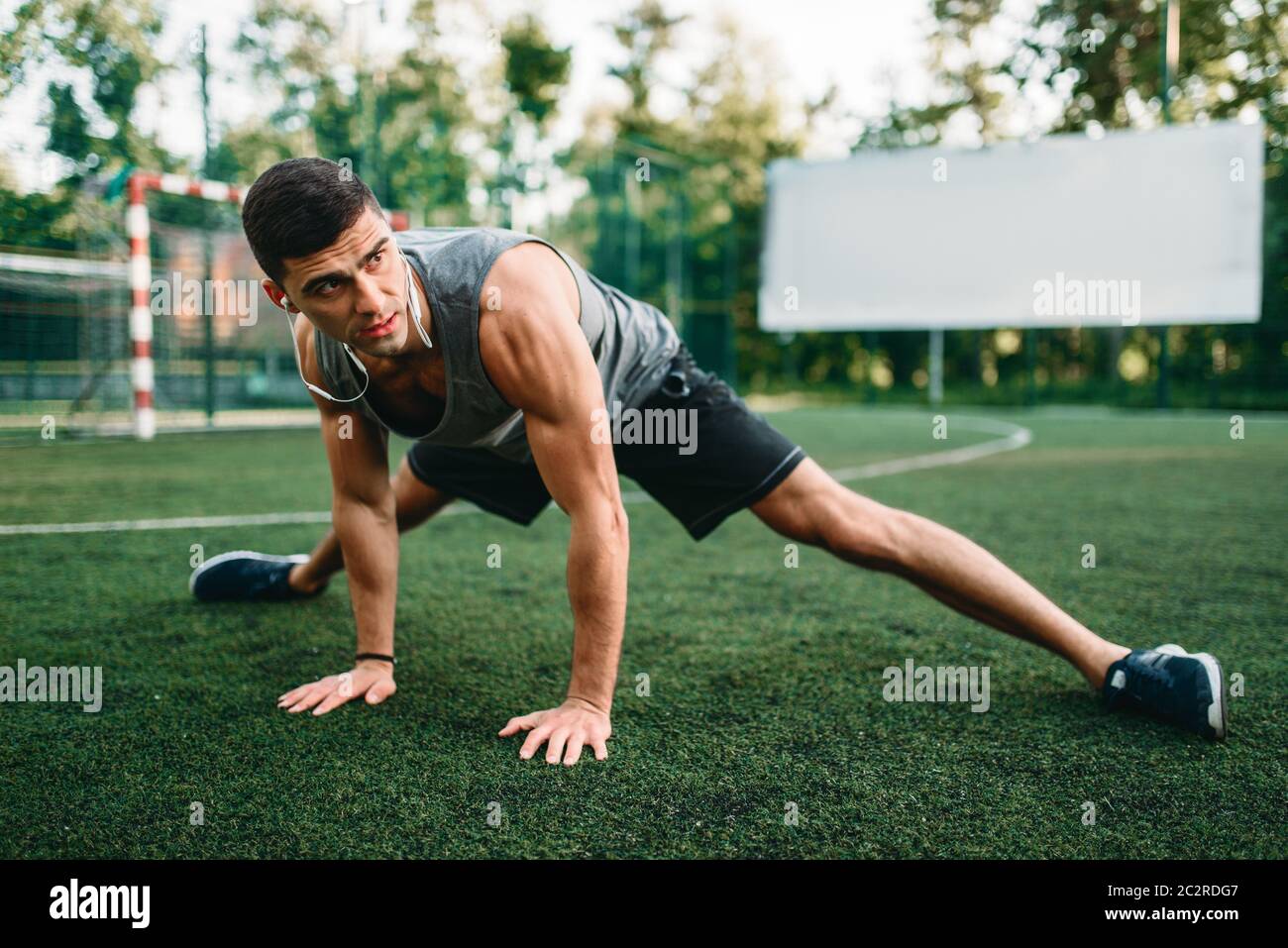 Push up sun man gym hi-res stock photography and images - Alamy