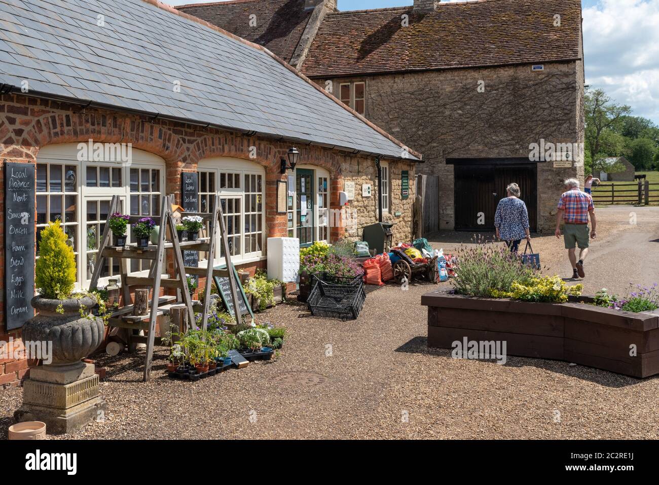 Castle ashby rural shopping yard hi-res stock photography and images ...
