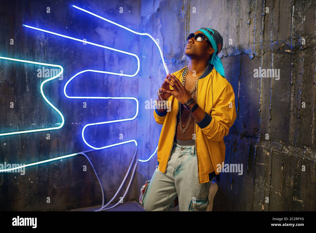 Black rapper in underpass hi-res stock photography and images - Alamy