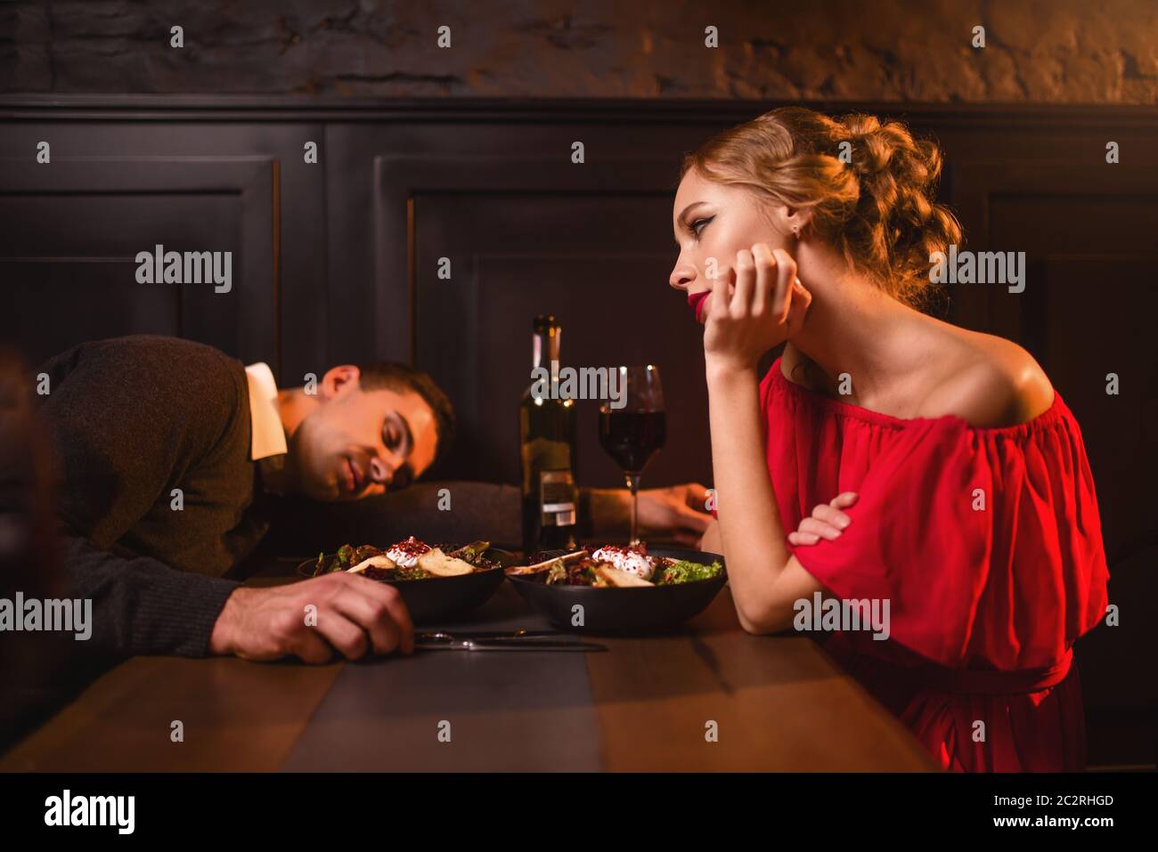 Drunk date hi-res stock photography and images - Alamy