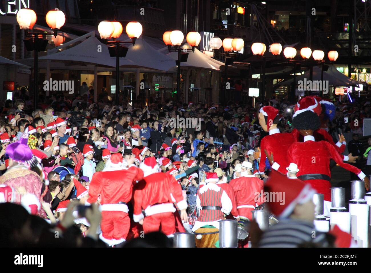 Santa fest parade hi-res stock photography and images - Alamy