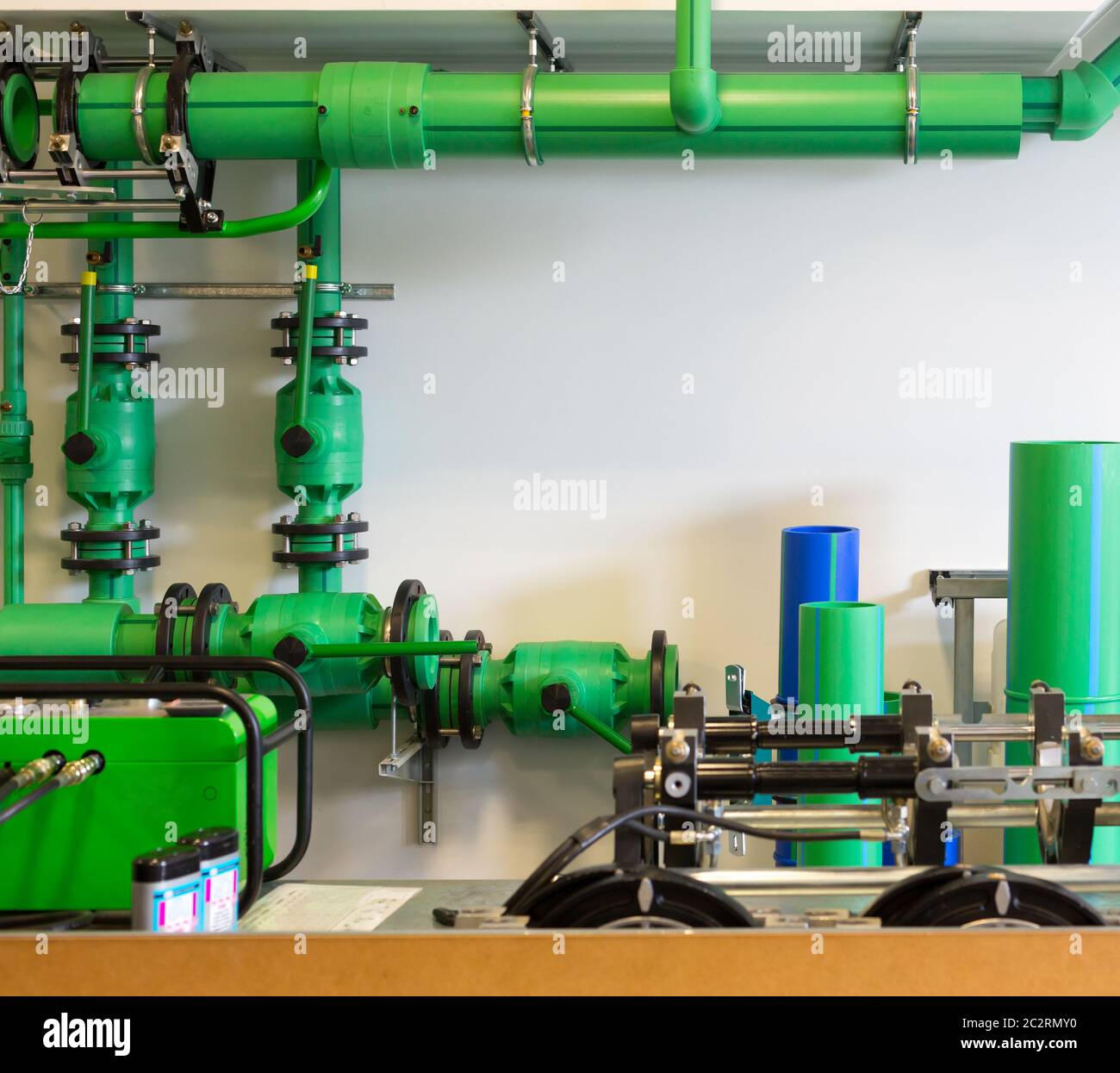 Pipes and valves of heating system Stock Photo - Alamy