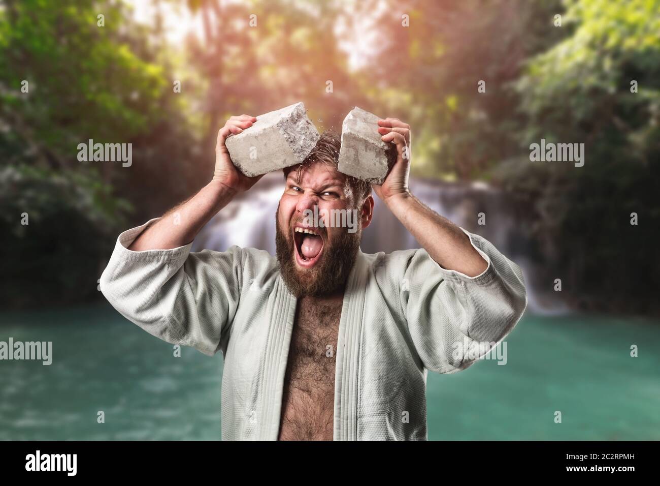 Karate fighter stone hi-res stock photography and images - Alamy
