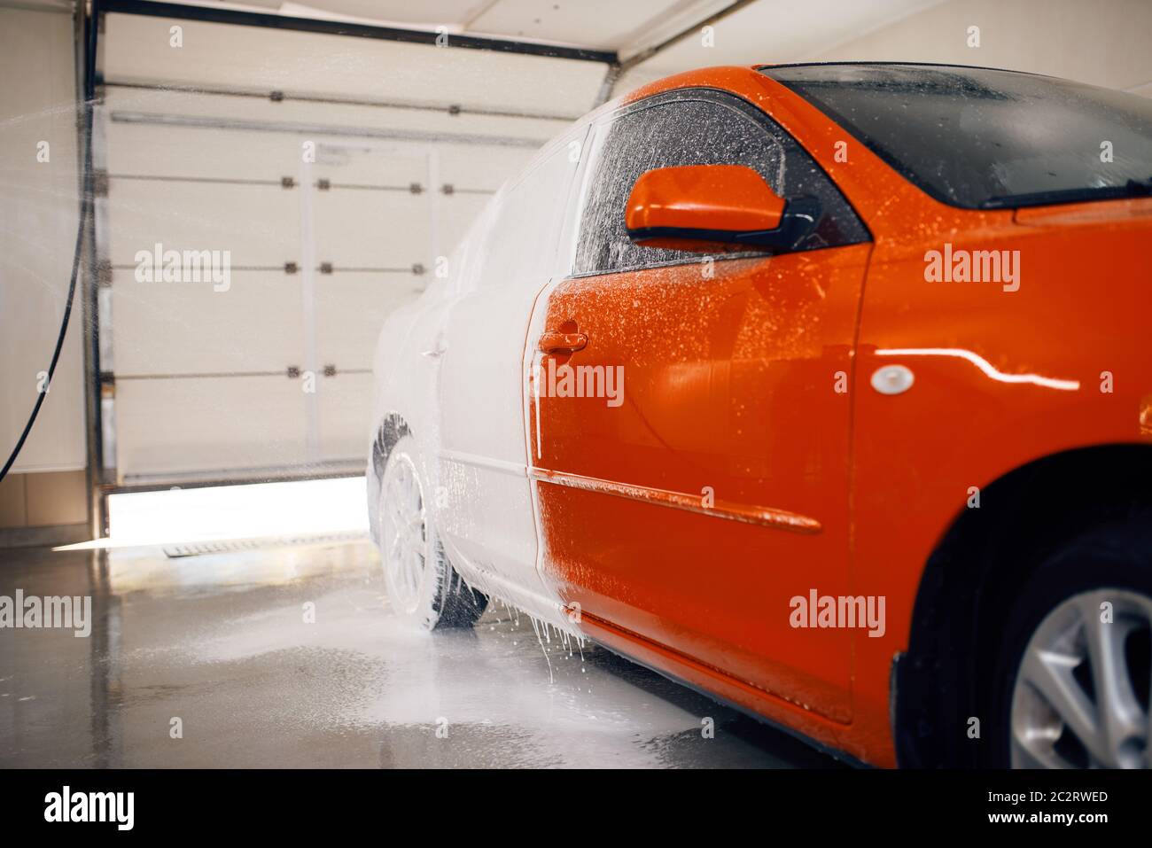 Half clean half dirty car hi-res stock photography and images - Alamy