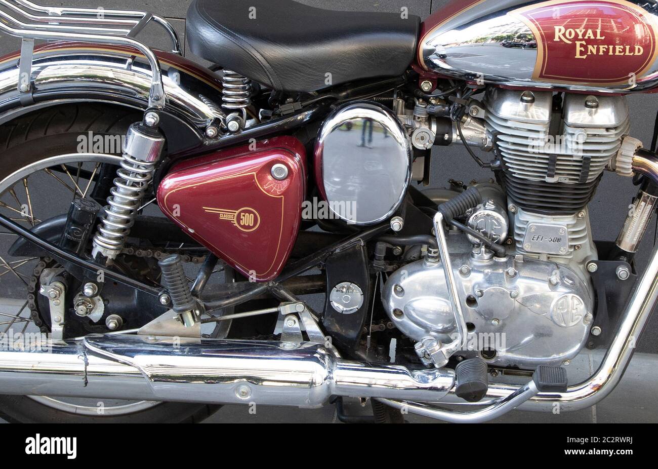 Royal Enfield Engine High Resolution Stock Photography and Images - Alamy