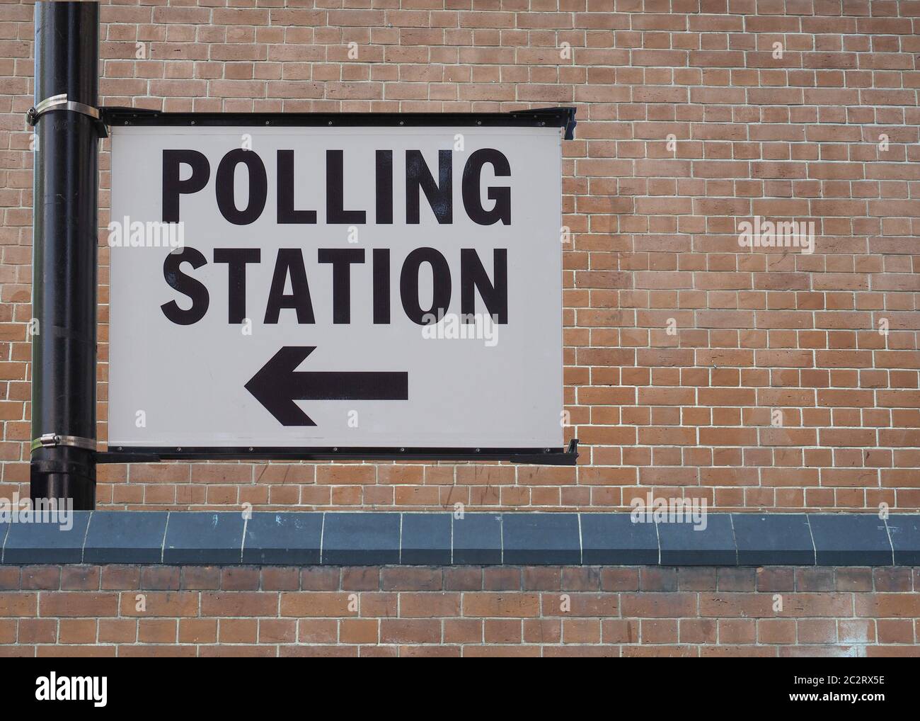 Polling station sign for UK general elections Stock Photo - Alamy