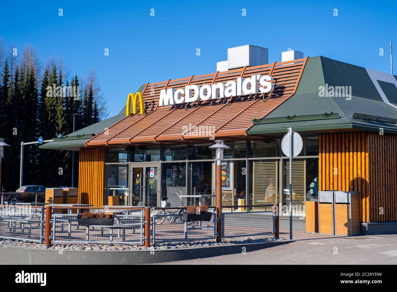 Mcdonald happy meal hi-res stock photography and images - Alamy