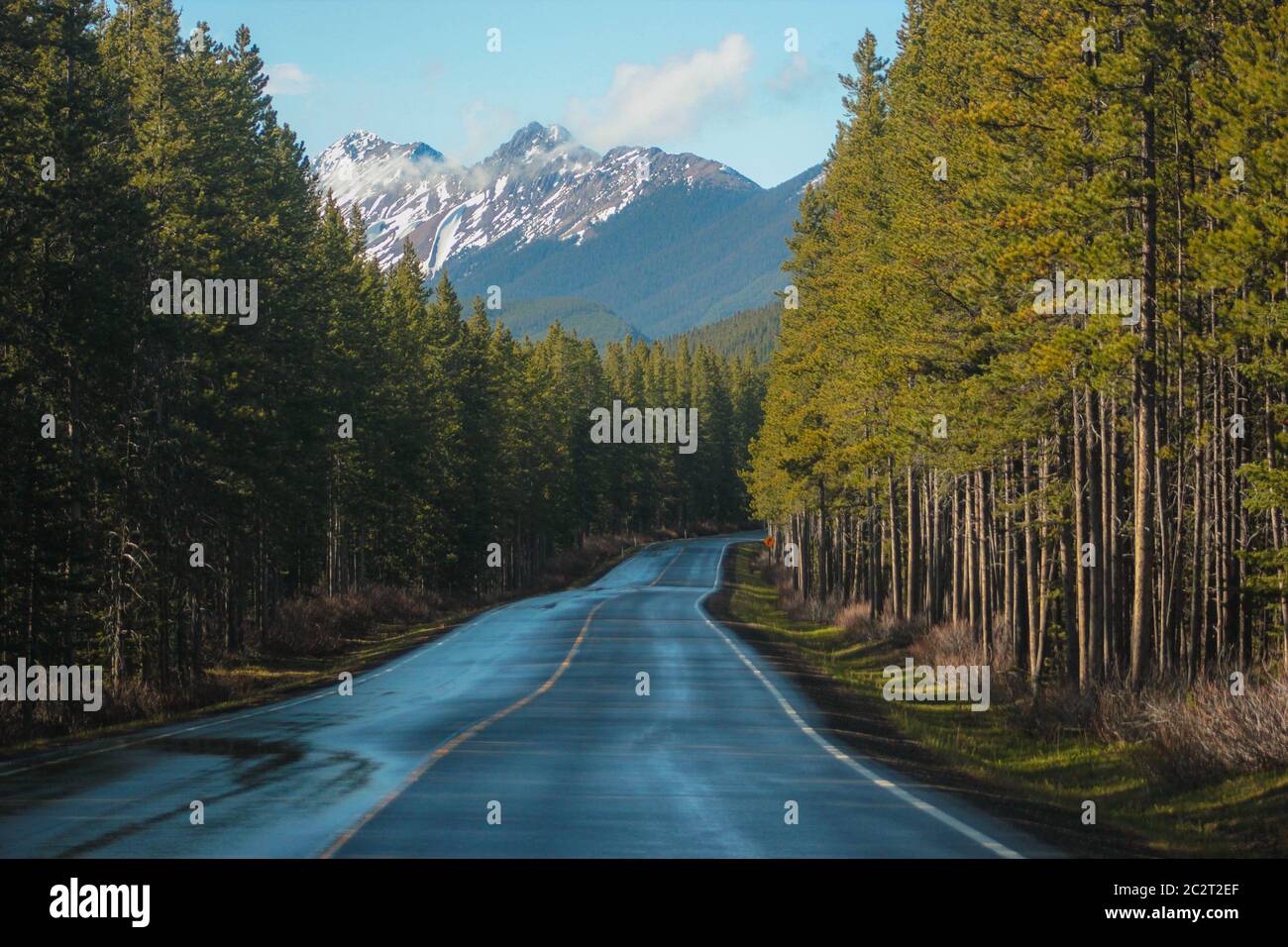 Kananaskis country hi-res stock photography and images - Alamy
