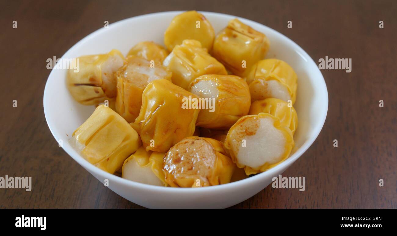 Hong Kong local snack food Fish Shaomai Stock Photo - Alamy