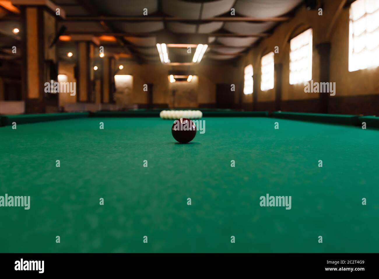 Billiard table with balls prepared for play Stock Photo - Alamy